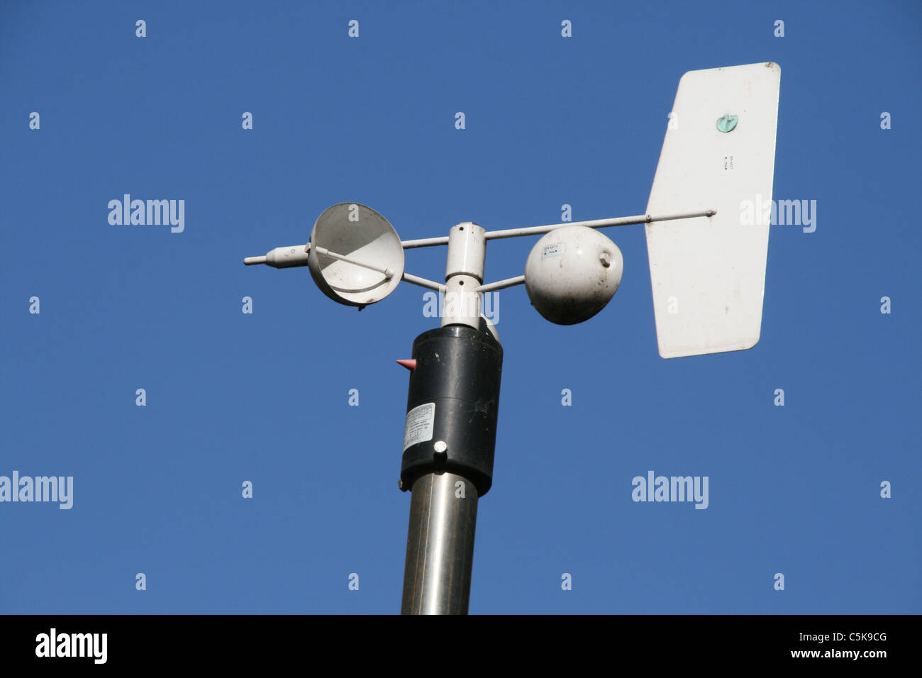 Air pollution monitoring equipment hi-res stock photography and images ...