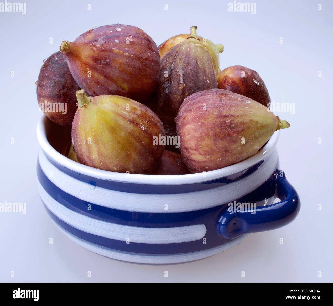 Fruit figs hi-res stock photography and images - Alamy