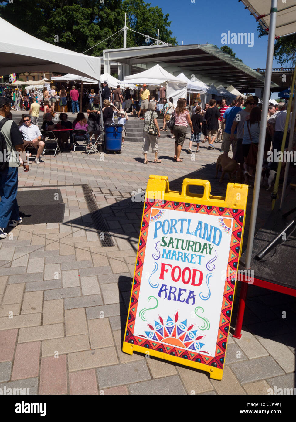 Saturday market hi-res stock photography and images - Alamy