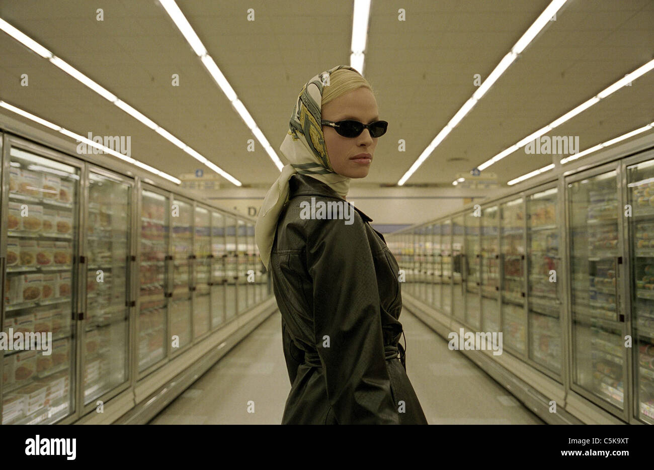 Simone S1m0ne Year: 2002 USA Rachel Roberts Director: Andrew Niccol ...