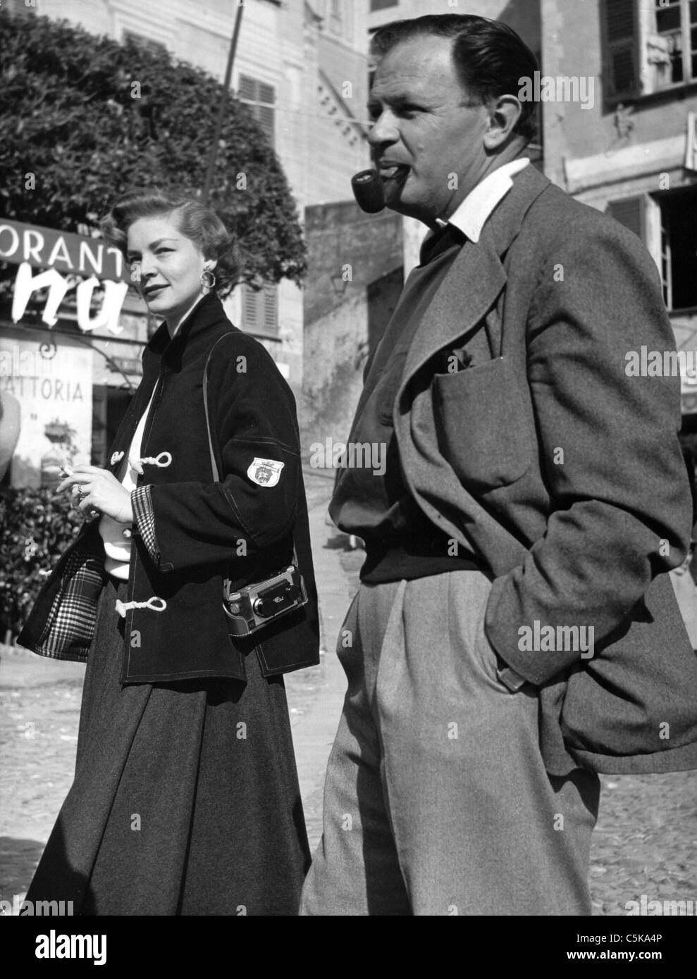 Joseph L. Mankiewicz, Lauren Bacall on the set The Barefoot Contessa ...