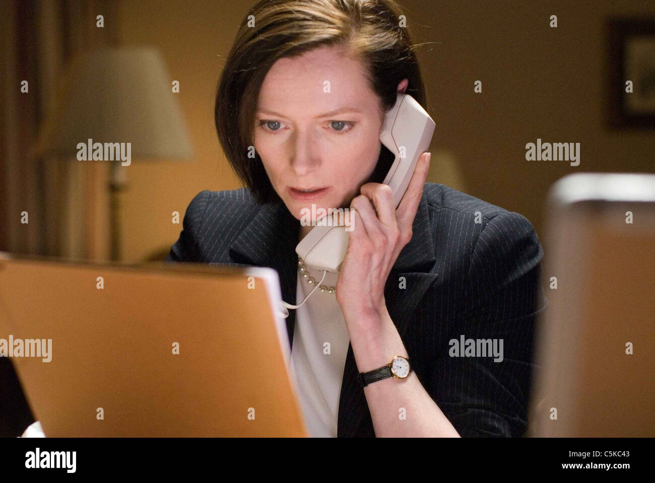 Michael clayton tilda swinton hi-res stock photography and images - Alamy