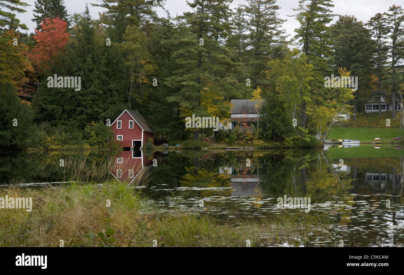 Buildings reflect hi-res stock photography and images - Alamy