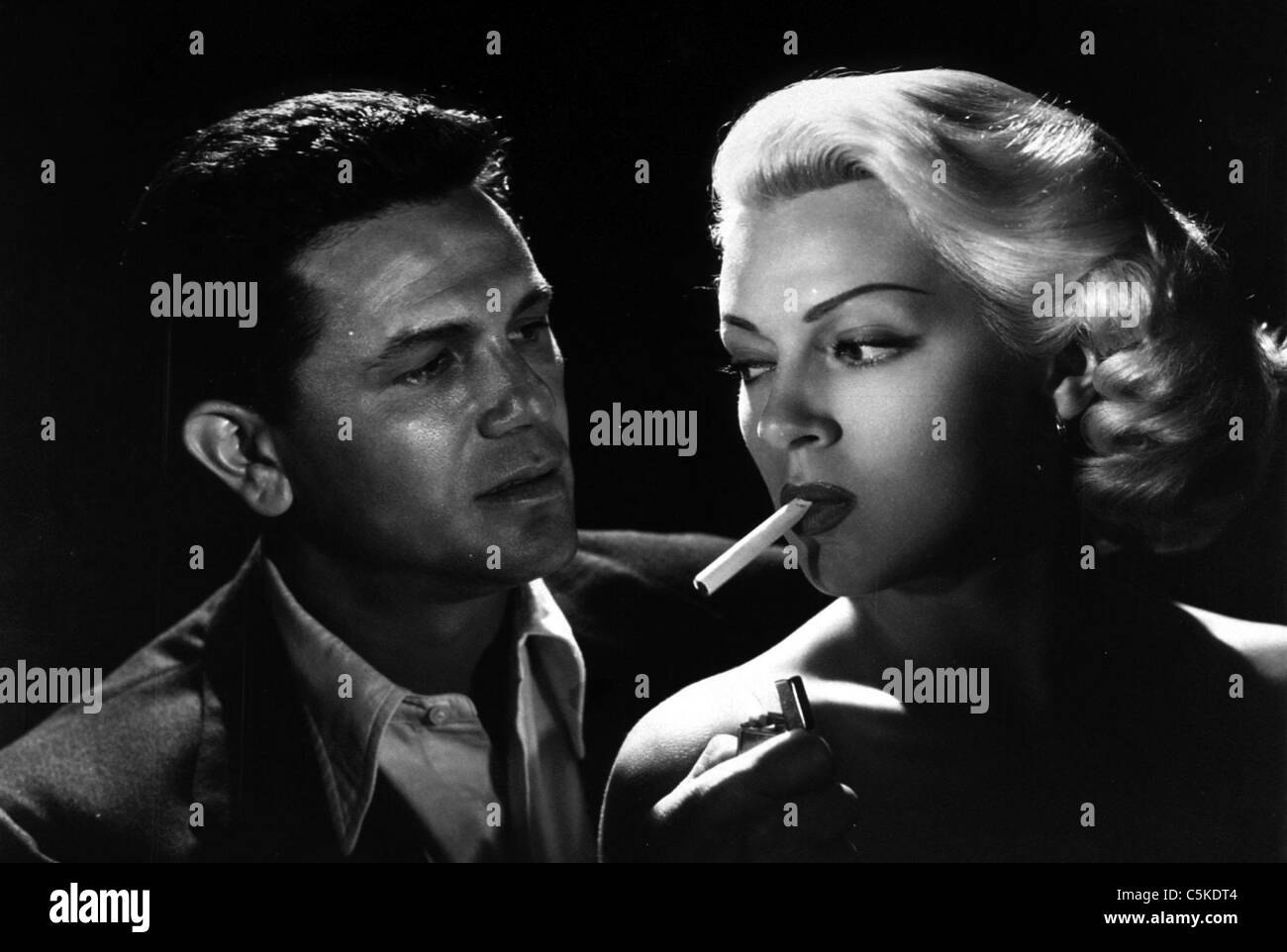 The Postman Always Rings Twice Year: 1946 - USA Director: Tay Garnett ...
