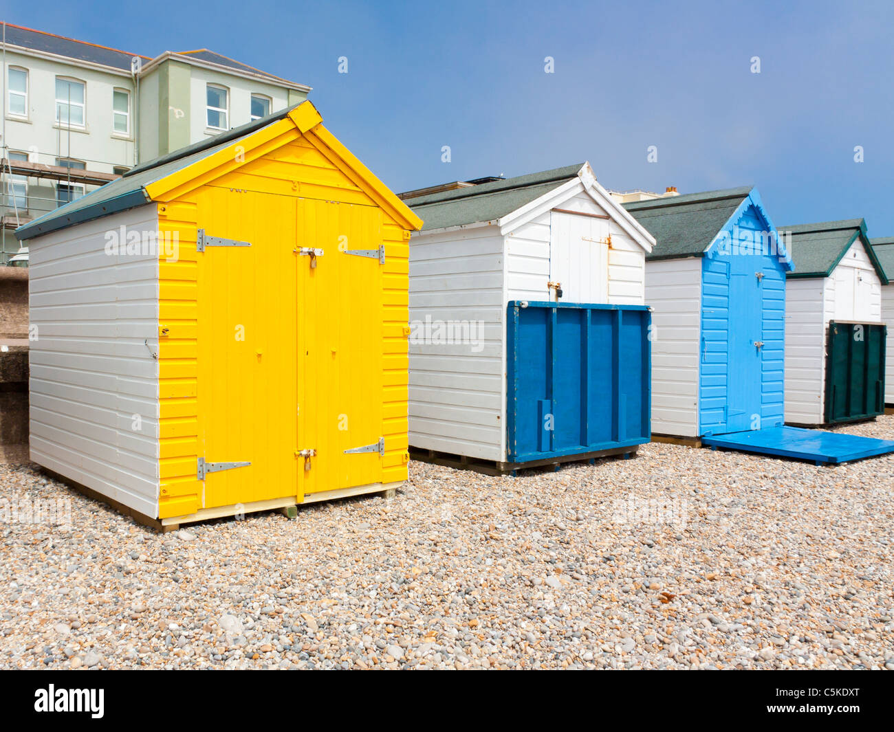 English huts hi-res stock photography and images - Alamy