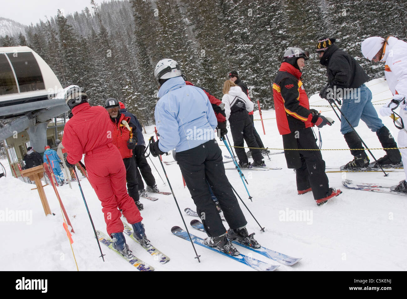 Ski lift ticket hi-res stock photography and images - Alamy