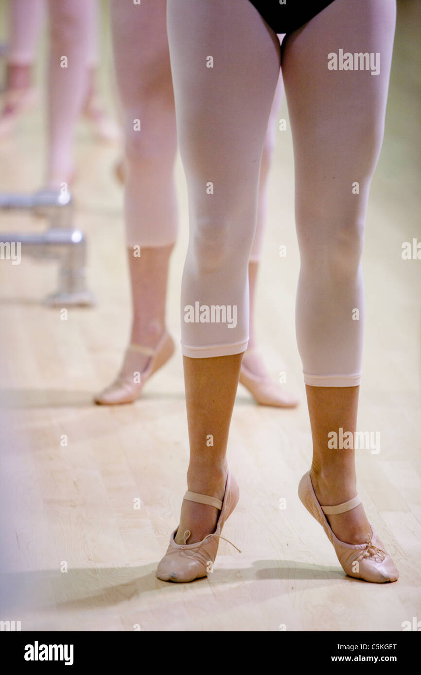Ballet dancers at ballet dance practice Stock Photo - Alamy