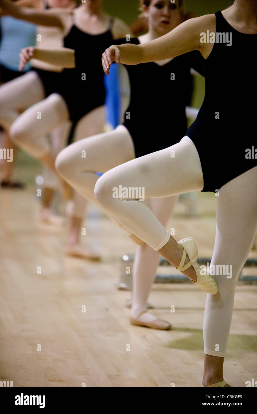 Ballet dancers at ballet dance practice Stock Photo - Alamy