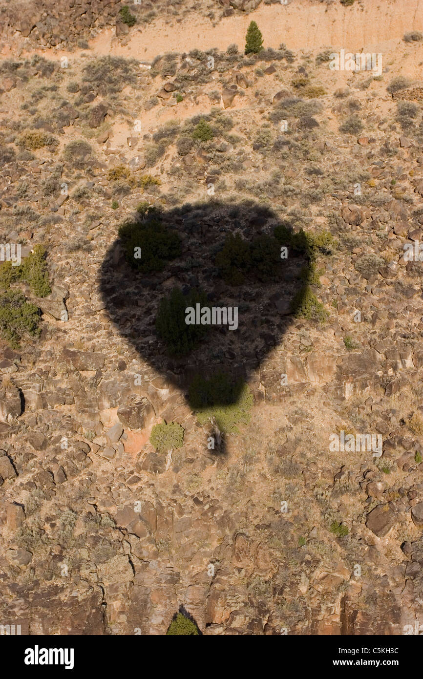 Balloon shadow against mesa floor Stock Photo - Alamy