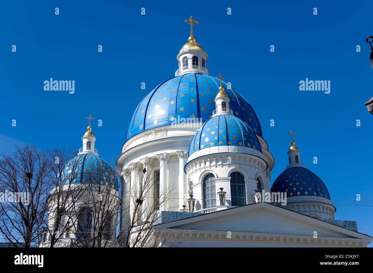 Russia st petersburg holy trinity hi-res stock photography and images ...