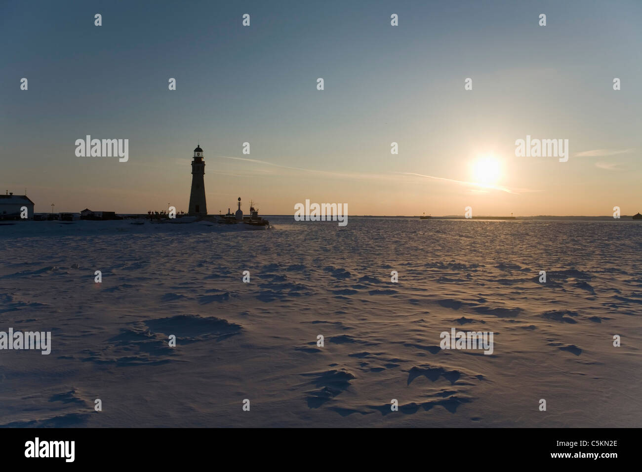 Sunset and lighthouse at mouth of the Buffalo River, NY Stock Photo - Alamy