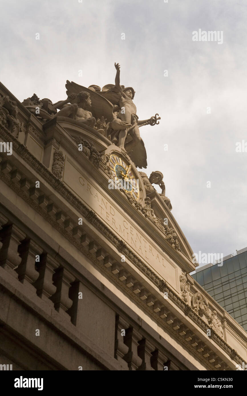 Grand Central Terminal's Mercury clock, NYC Stock Photo - Alamy