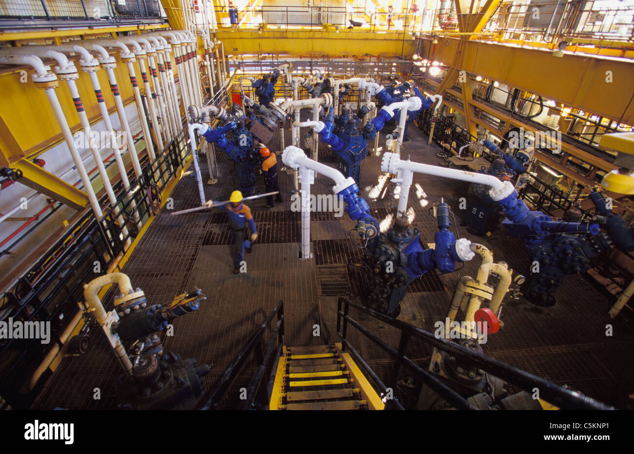 Onboard offshore oil drilling rig hi-res stock photography and images ...