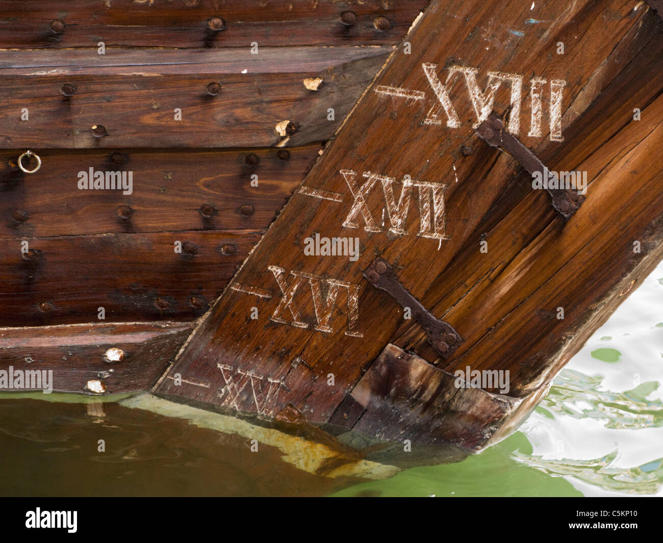 Roman barge hi-res stock photography and images - Alamy