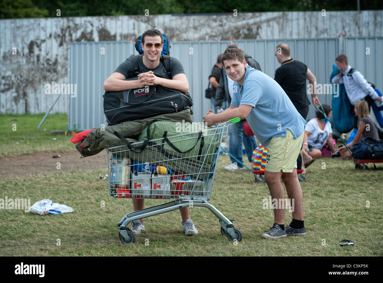 Music fans at music festival Stock Photo - Alamy