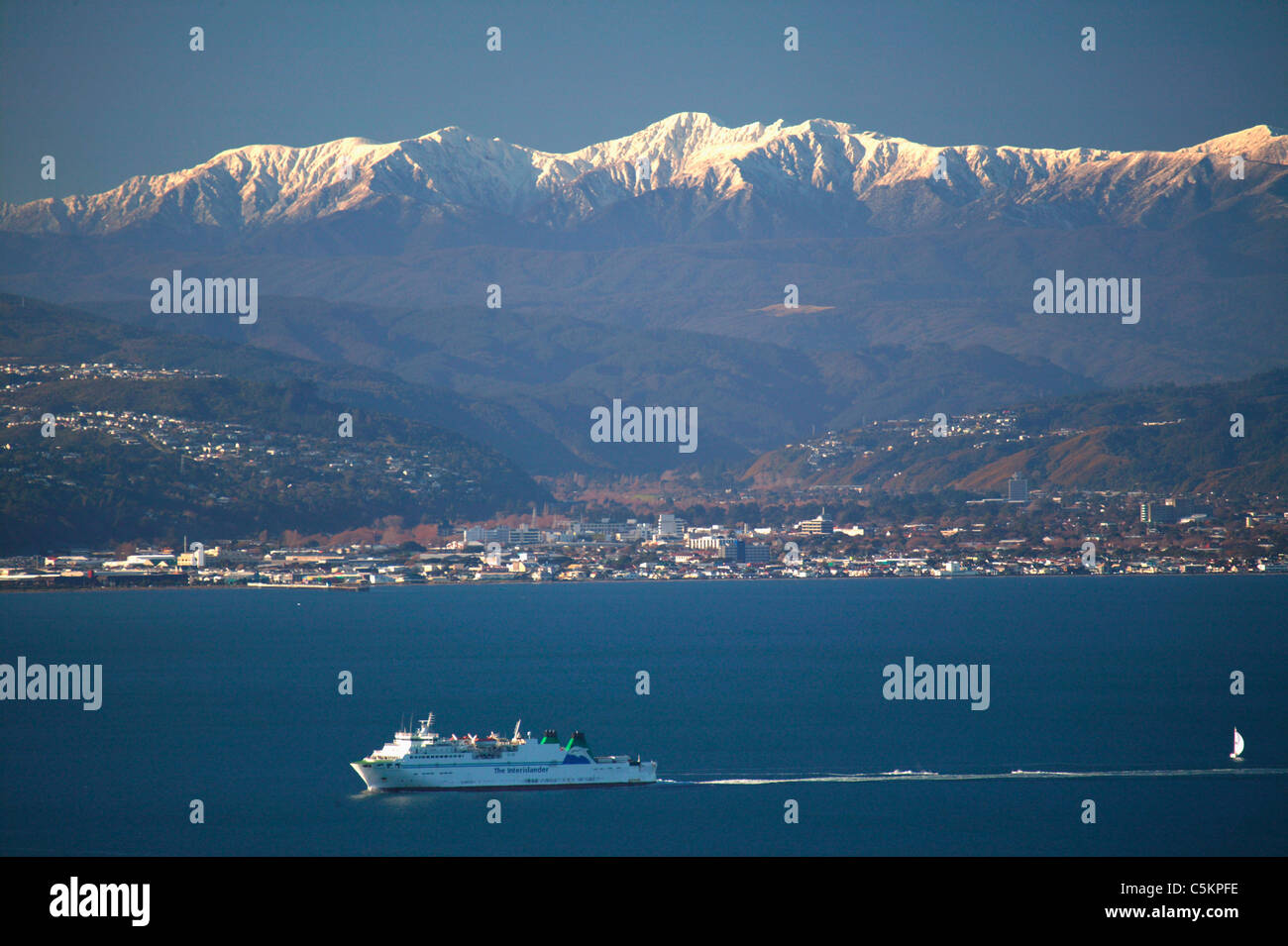 Tararua ranges hutt valley hi-res stock photography and images - Alamy