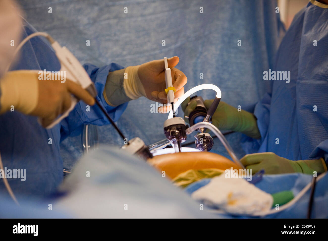 Laproscopic surgery hi-res stock photography and images - Alamy