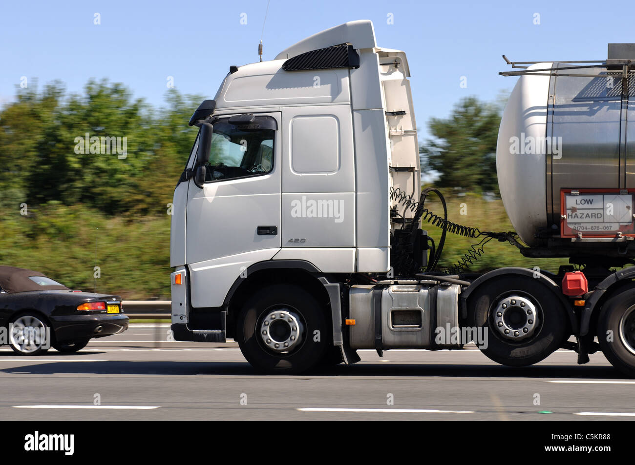 Articulated lorry cab hi-res stock photography and images - Alamy
