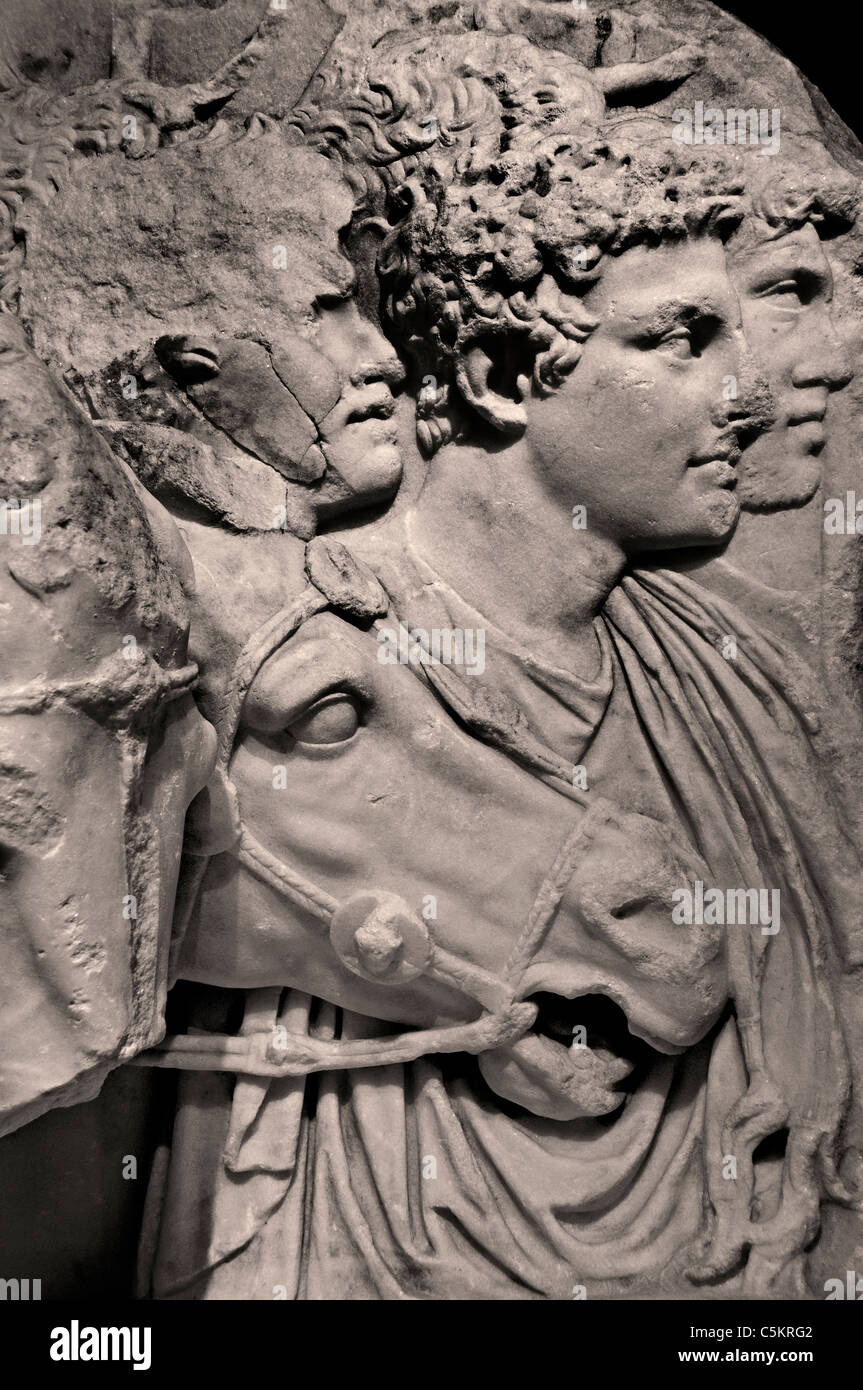 Roman Frieze High Resolution Stock Photography and Images - Alamy
