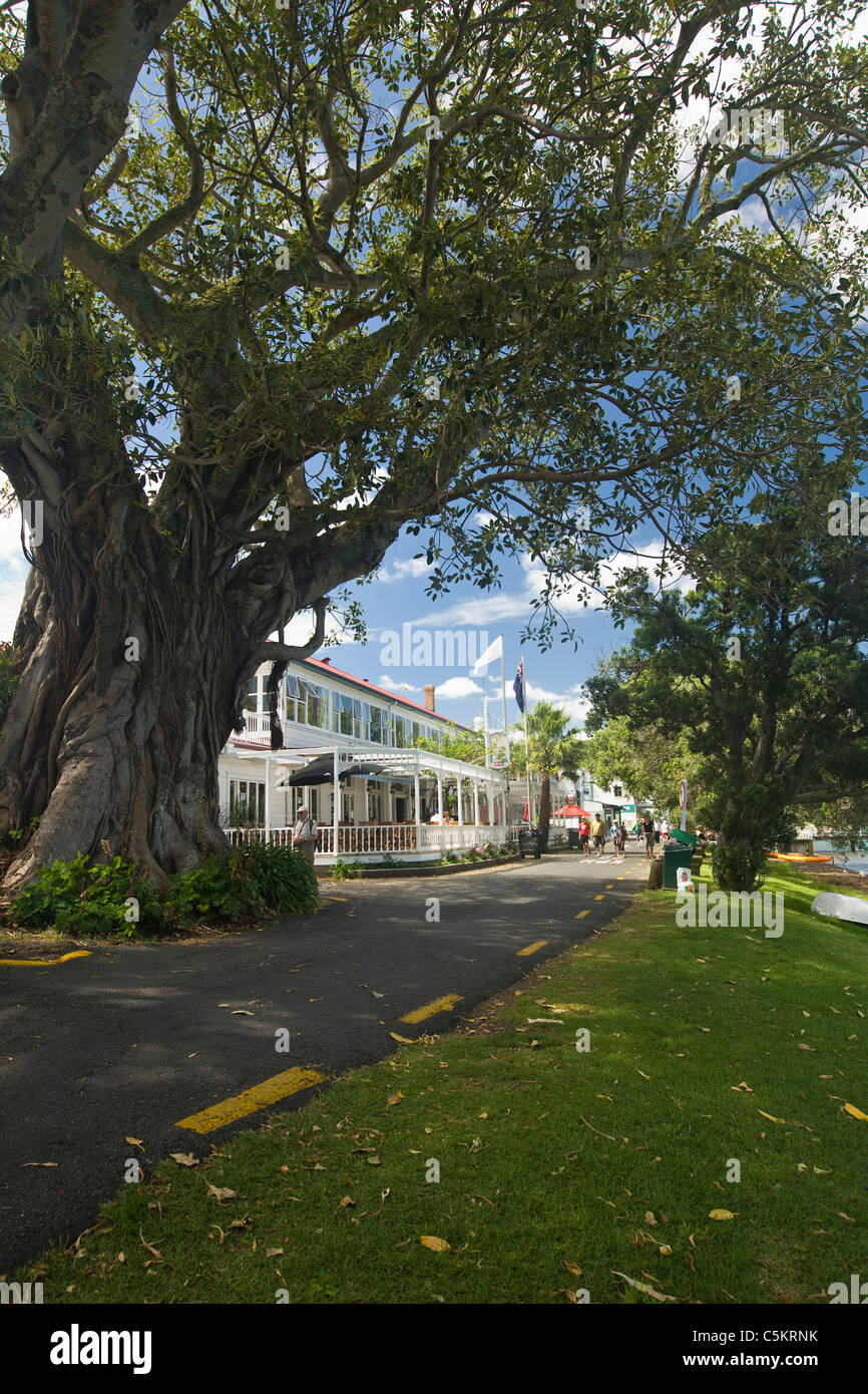 Early colonial architecture hi-res stock photography and images - Alamy