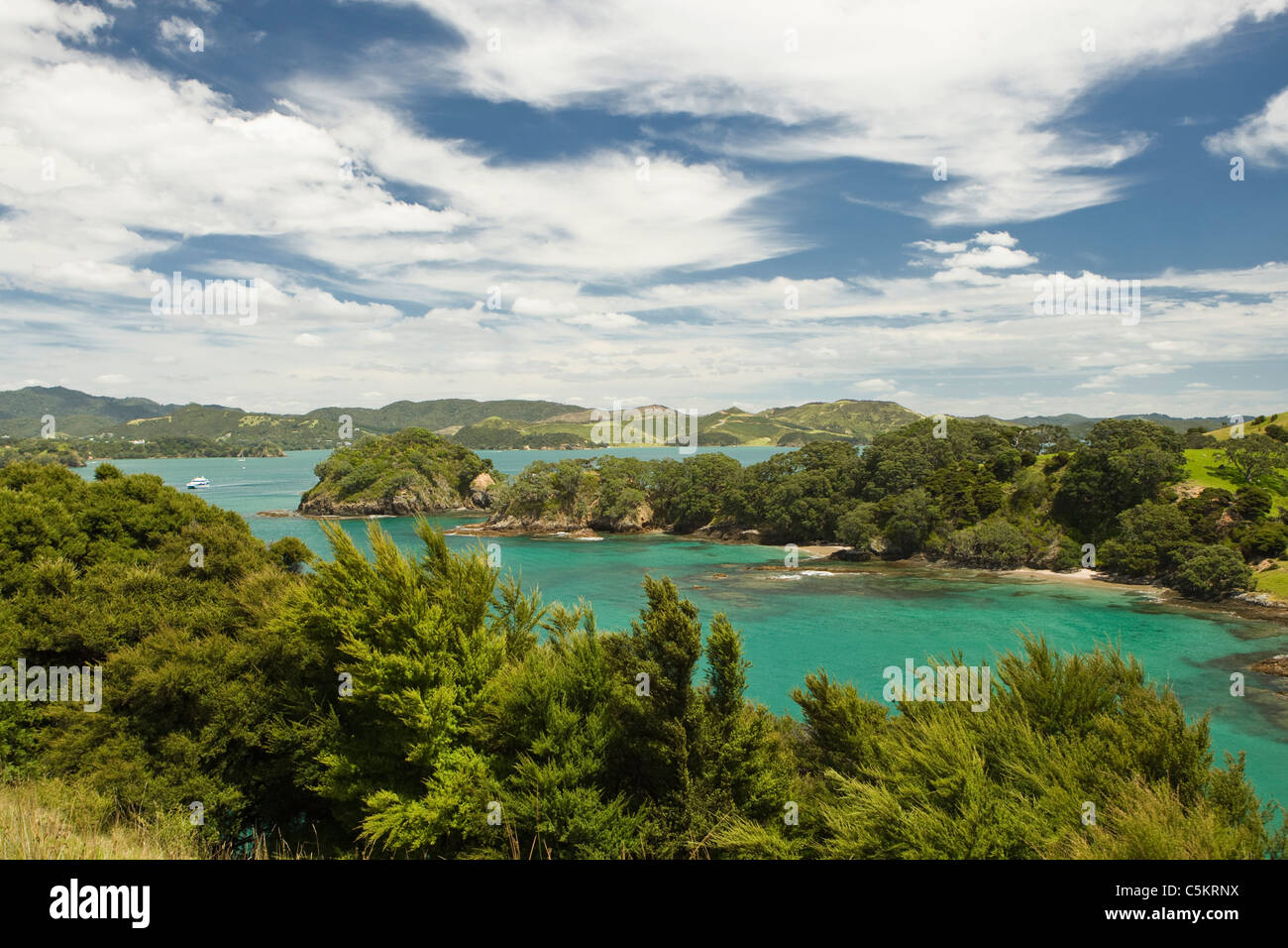 Urupukapuka island bay islands new hi-res stock photography and images ...