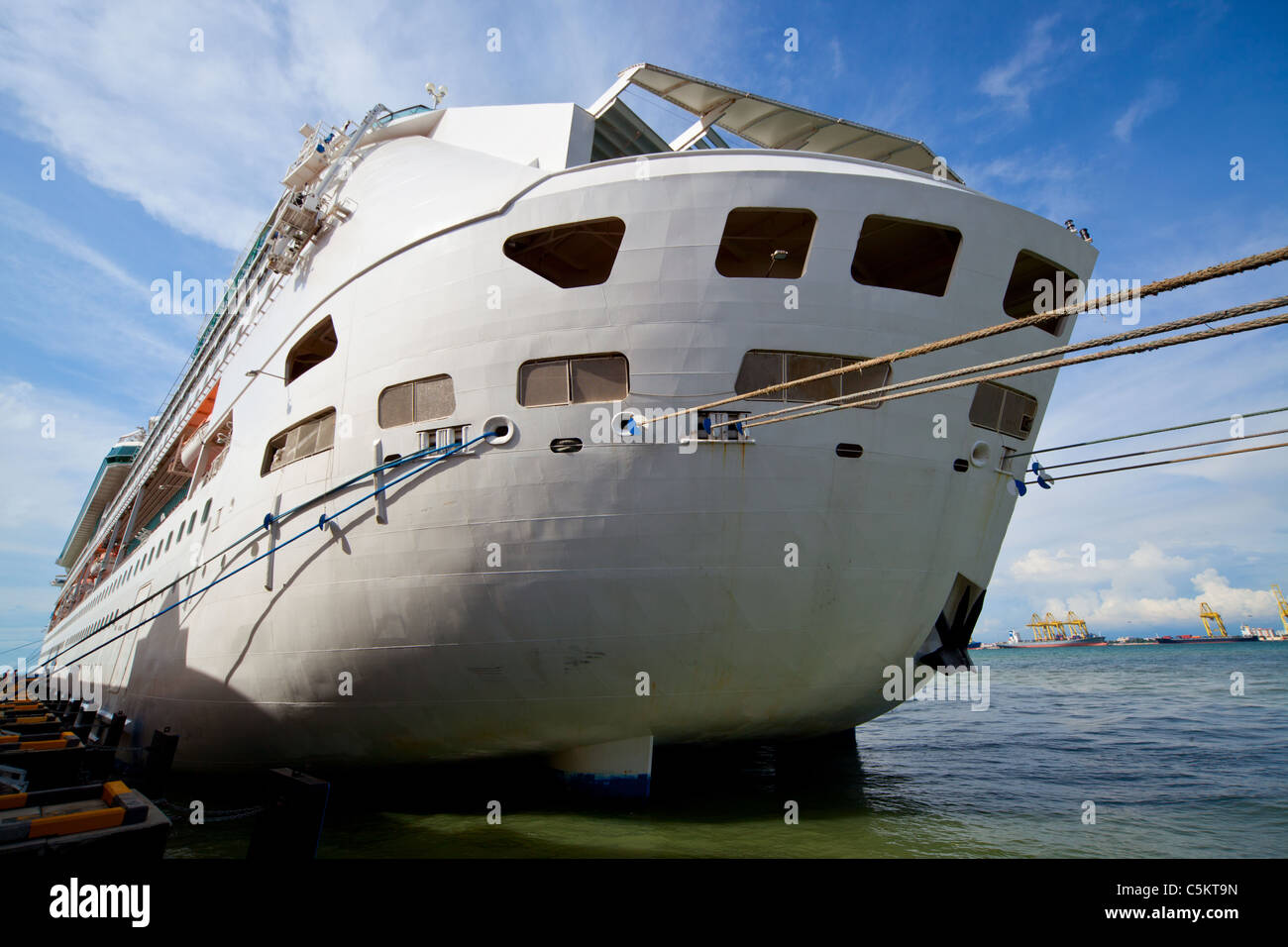 Cruise ship front view bow hi-res stock photography and images - Alamy