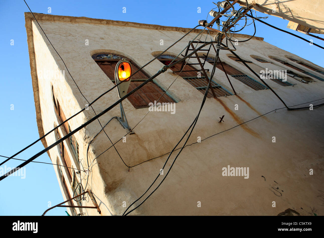 Traditional persian house hi-res stock photography and images - Alamy