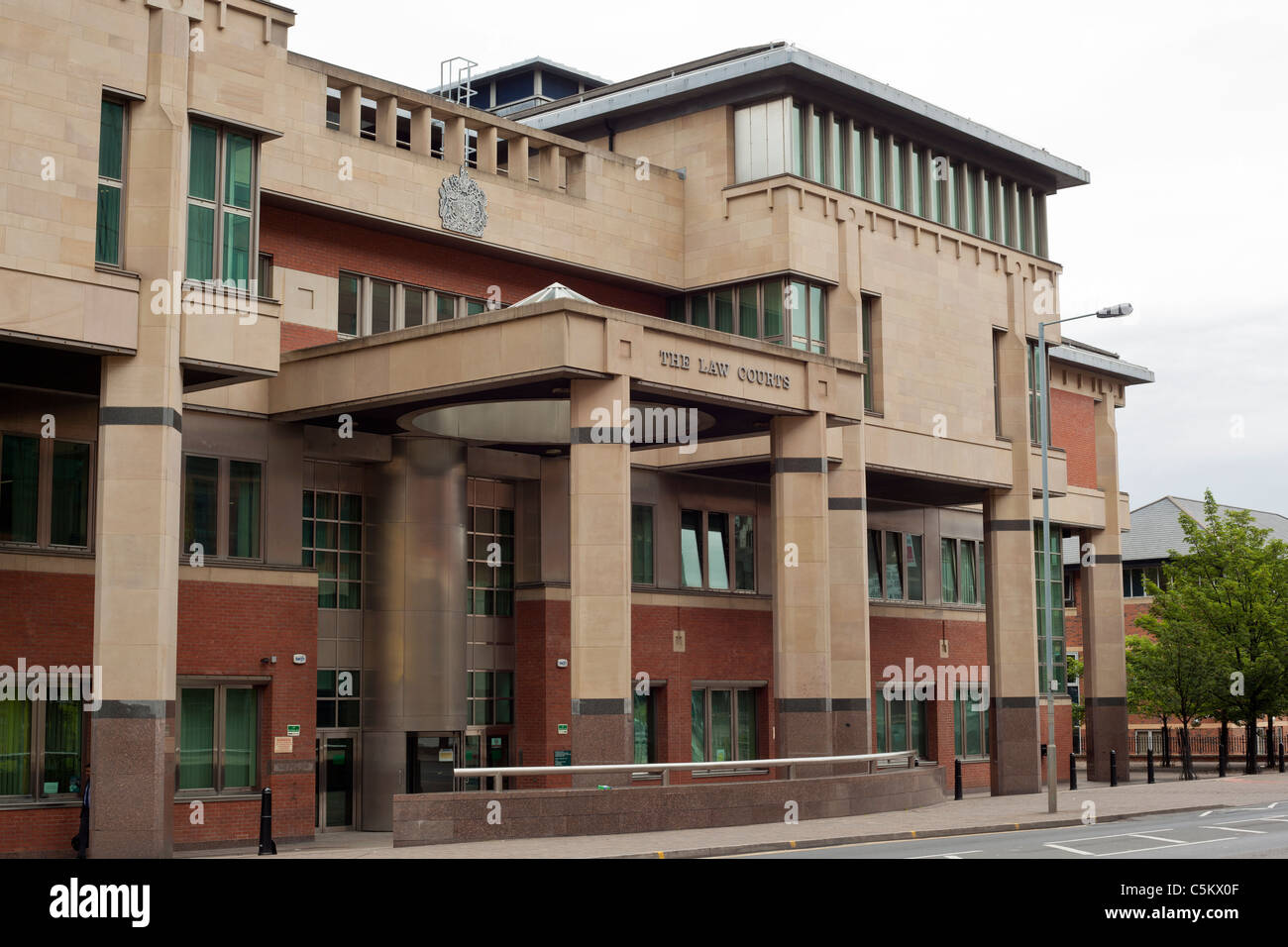 Crown courts hi-res stock photography and images - Alamy