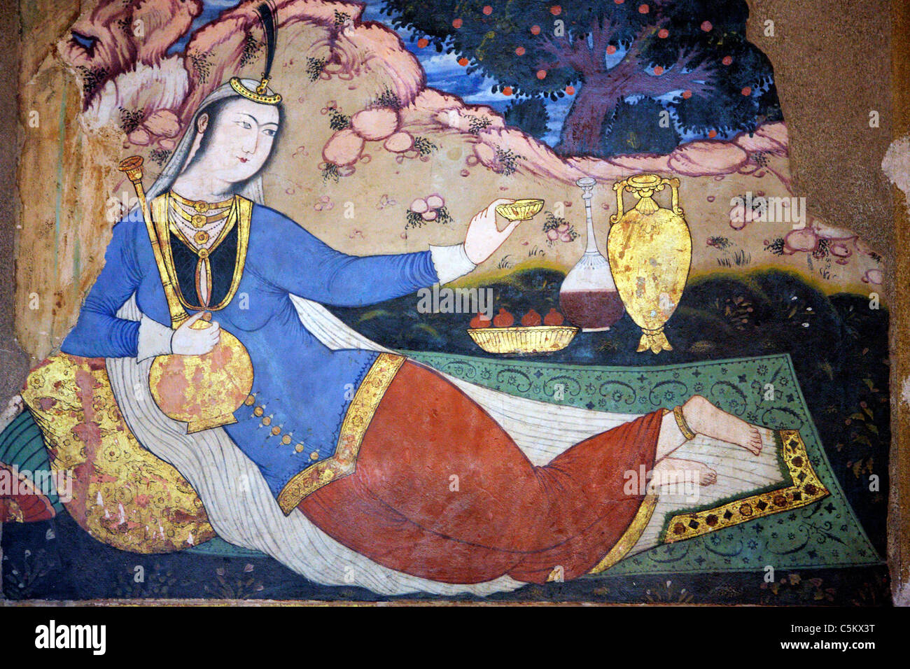 Chehel sotun palace wall painting hi-res stock photography and images ...