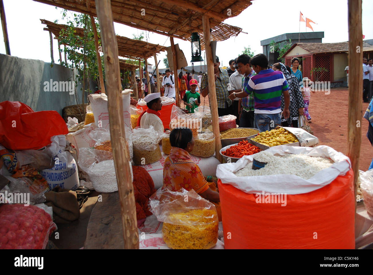 Village fair shop hi-res stock photography and images - Alamy