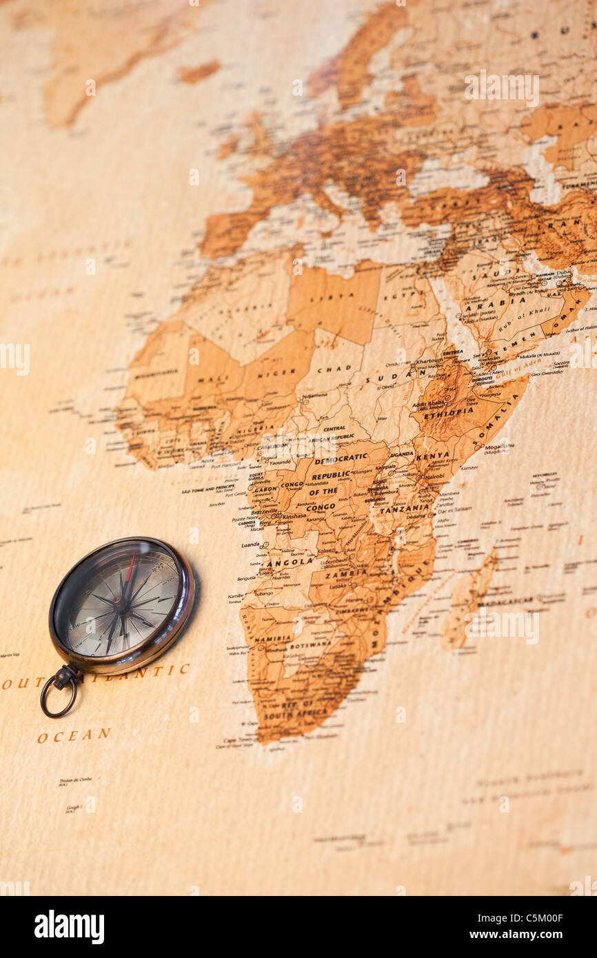 World map with compass hi-res stock photography and images - Alamy