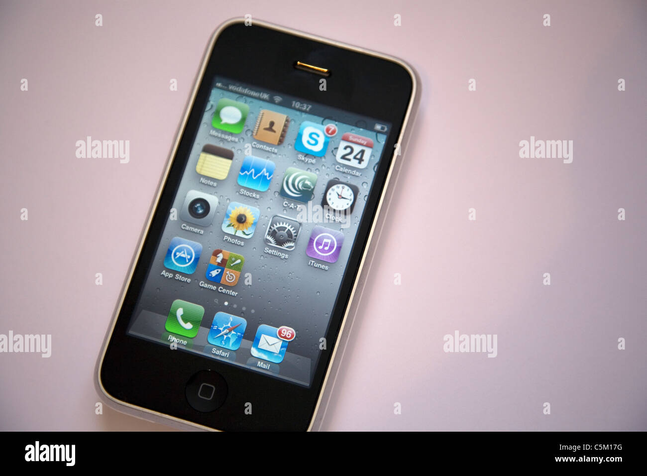 Iphone graphics hi-res stock photography and images - Alamy