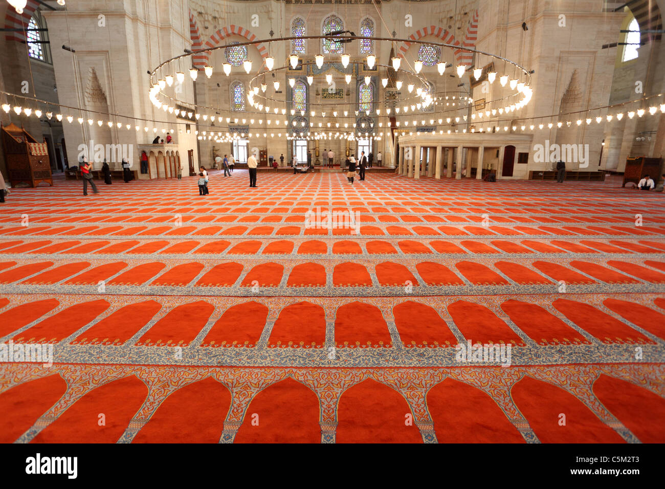 Interior of the Suleymaniye mosque in Istanbul Stock Photo - Alamy