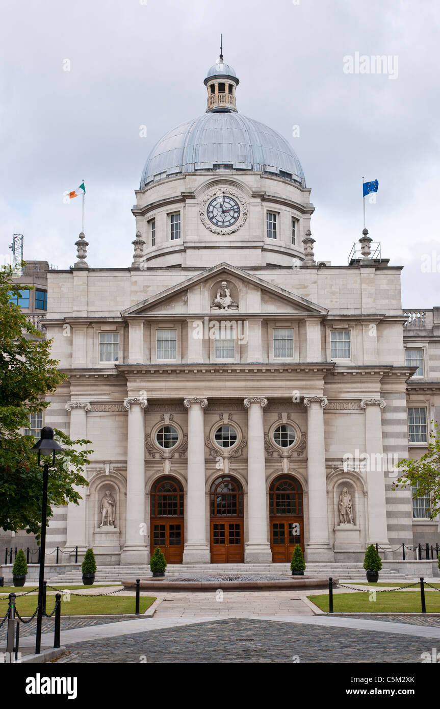 Dublin, Ireland - July 16th, 2011: Irish government buildings and manor ...