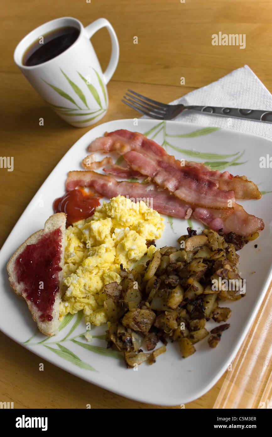American breakfast bacon hi-res stock photography and images - Alamy