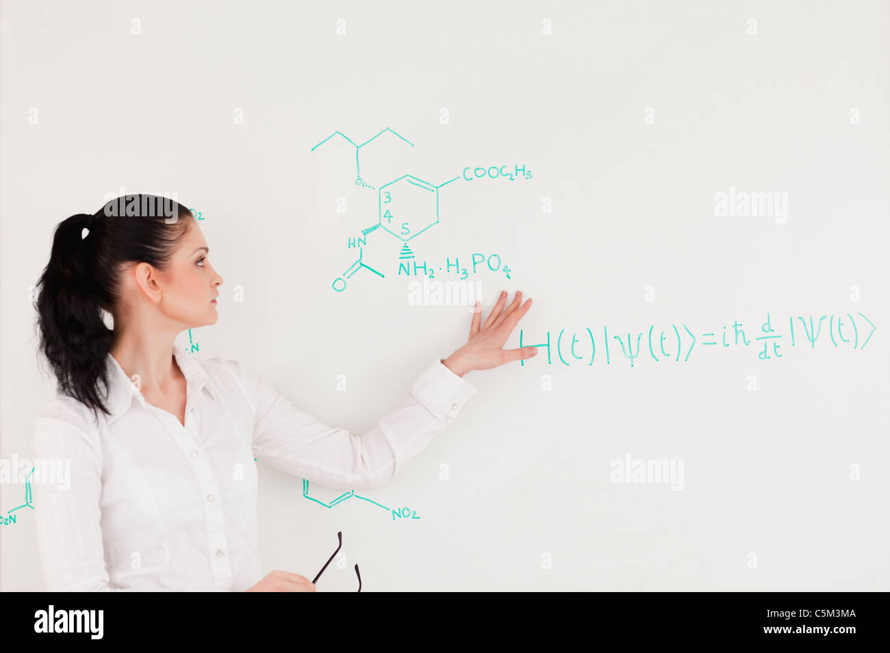 Maths formula whiteboard hi-res stock photography and images - Alamy