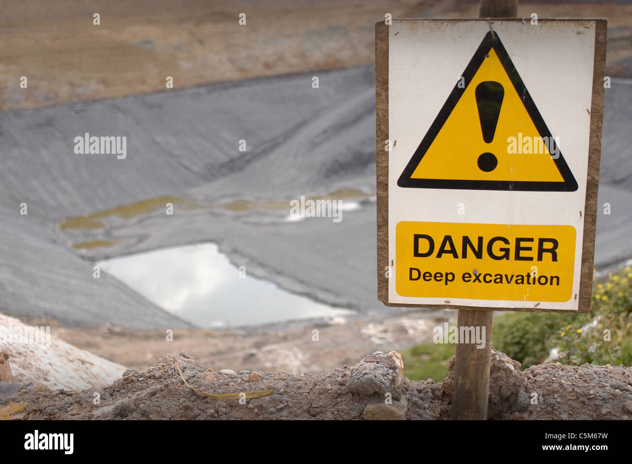 Landfill Sign High Resolution Stock Photography and Images - Alamy