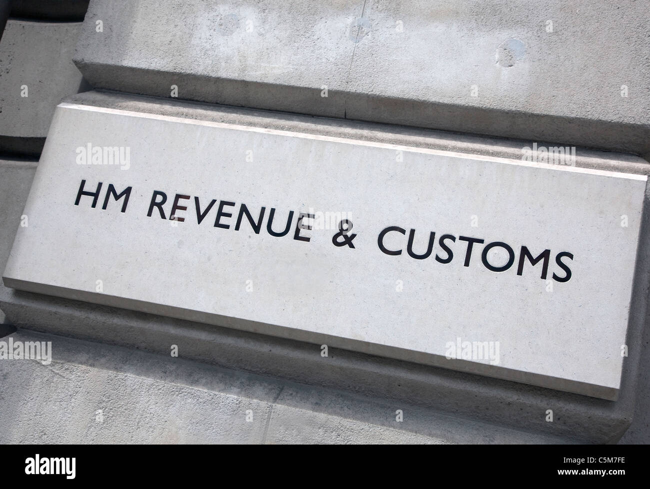 Hm revenue and customs sign hi-res stock photography and images - Alamy