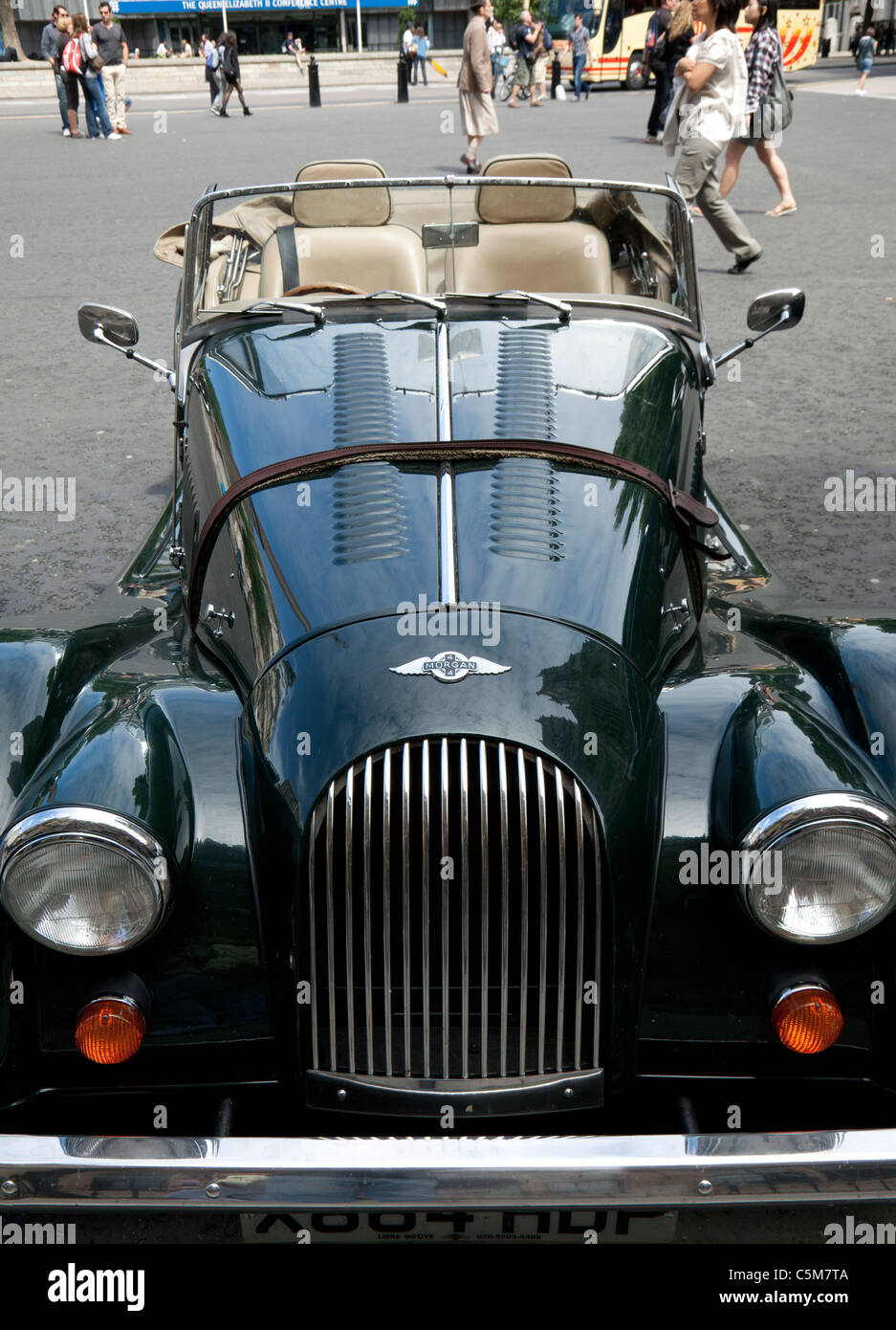 Morgan sports car hi-res stock photography and images - Alamy