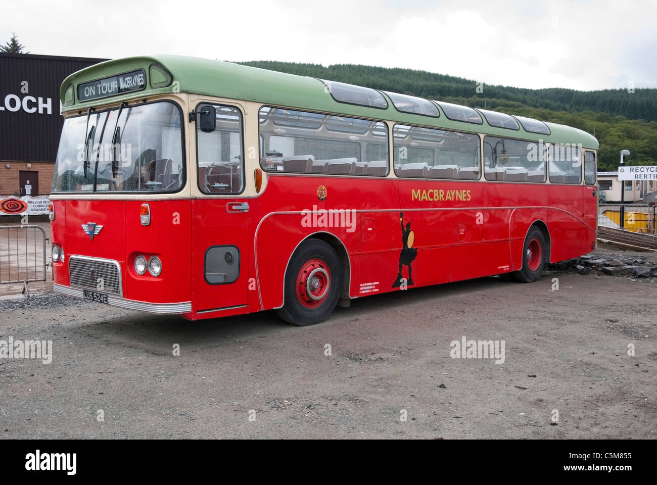 Aec reliance coach hi-res stock photography and images - Alamy