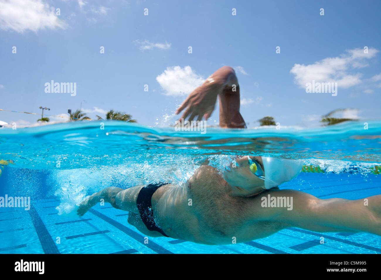 Butterfly propulsion hi-res stock photography and images - Alamy