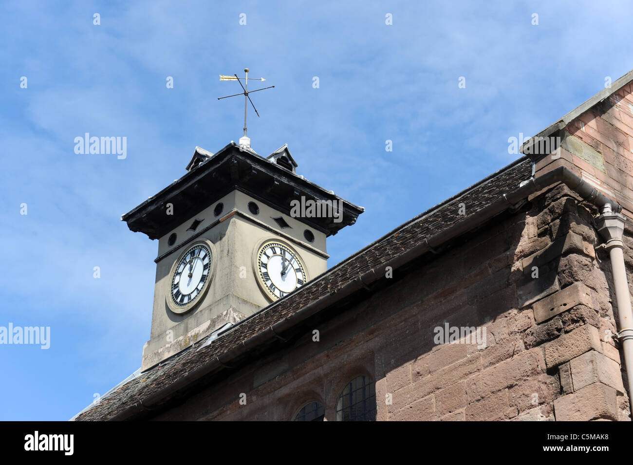 Market house clock hi-res stock photography and images - Alamy