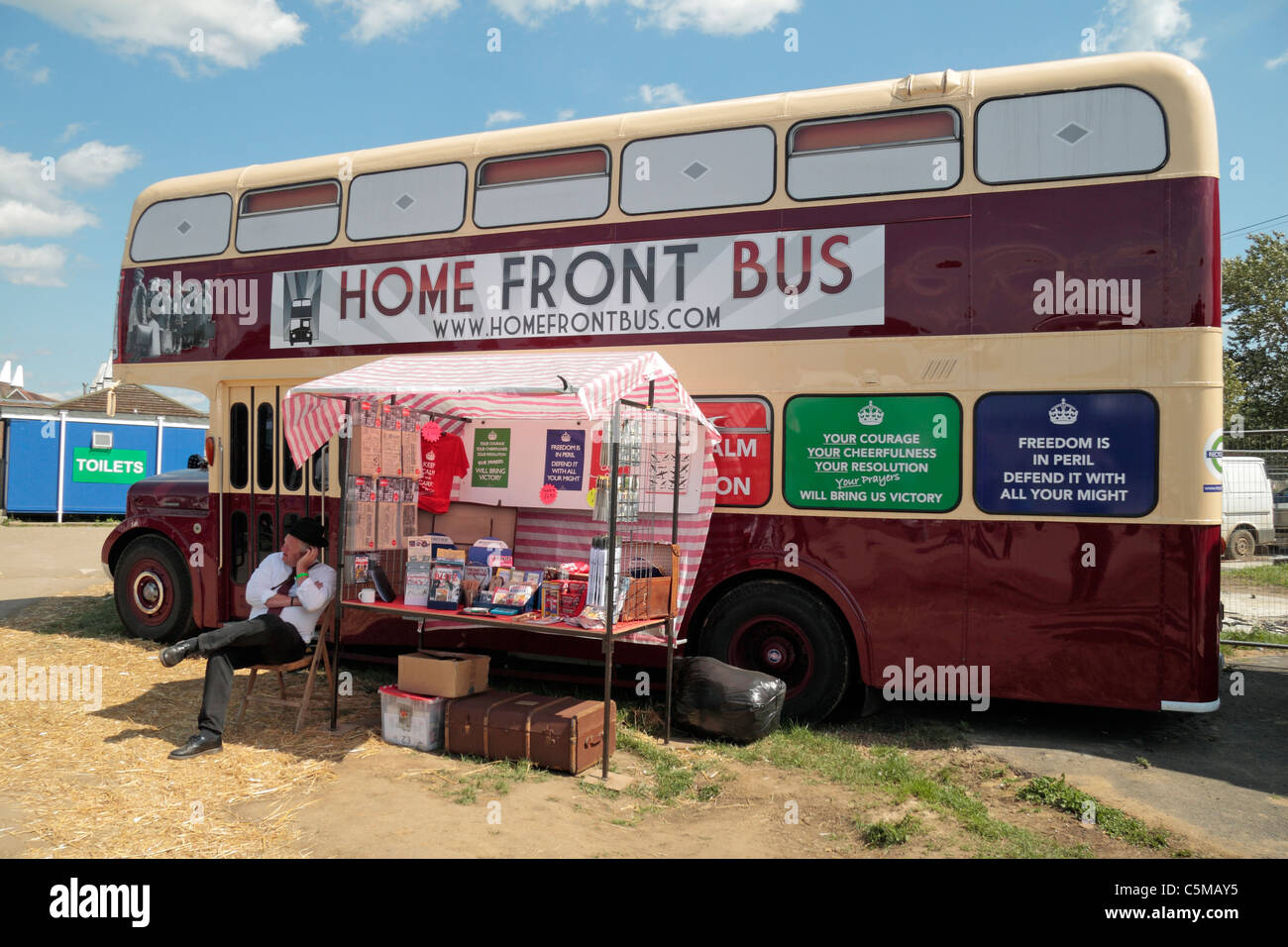 2011 war peace show hi-res stock photography and images - Alamy