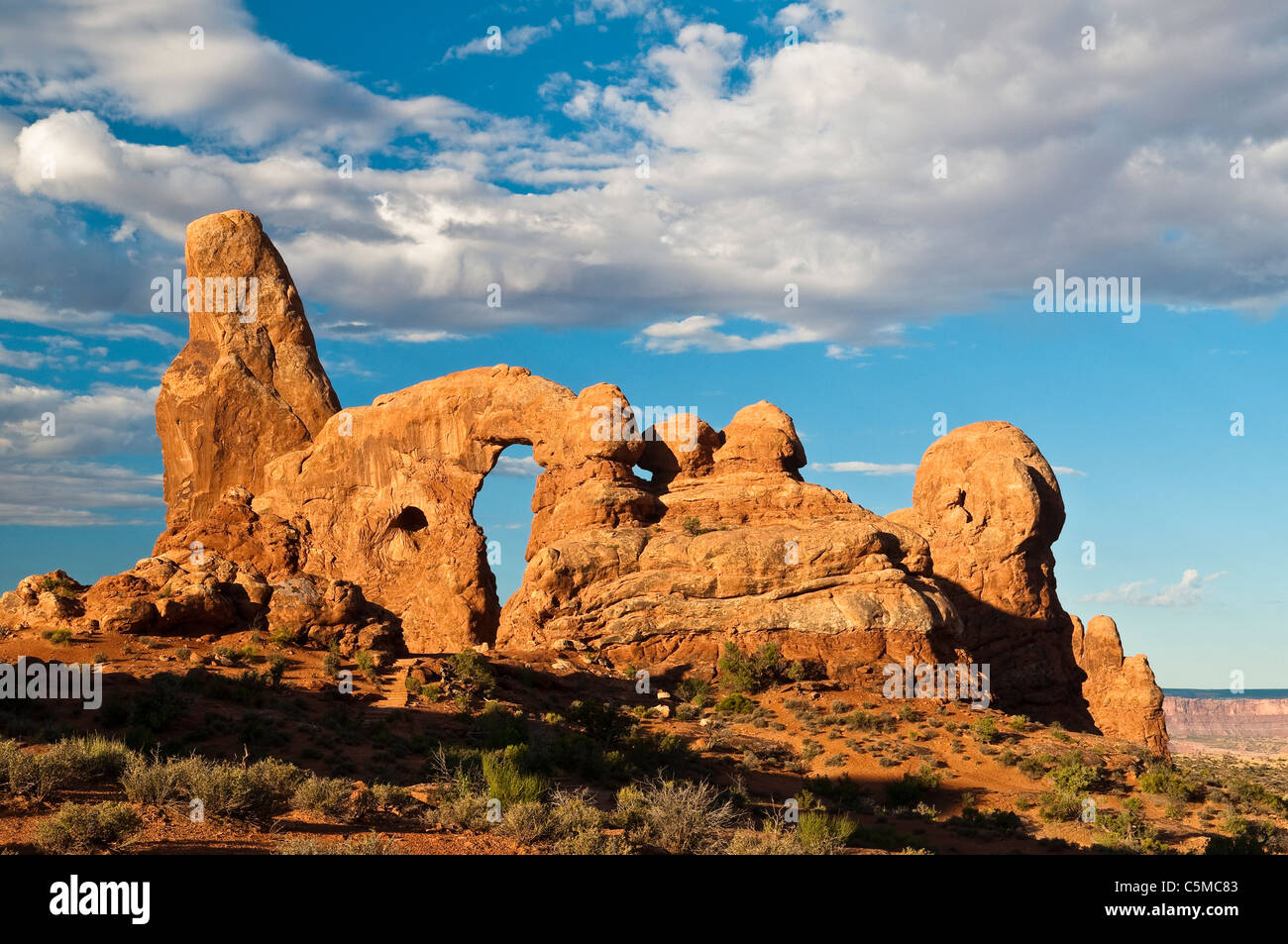 Turret shape hi-res stock photography and images - Alamy