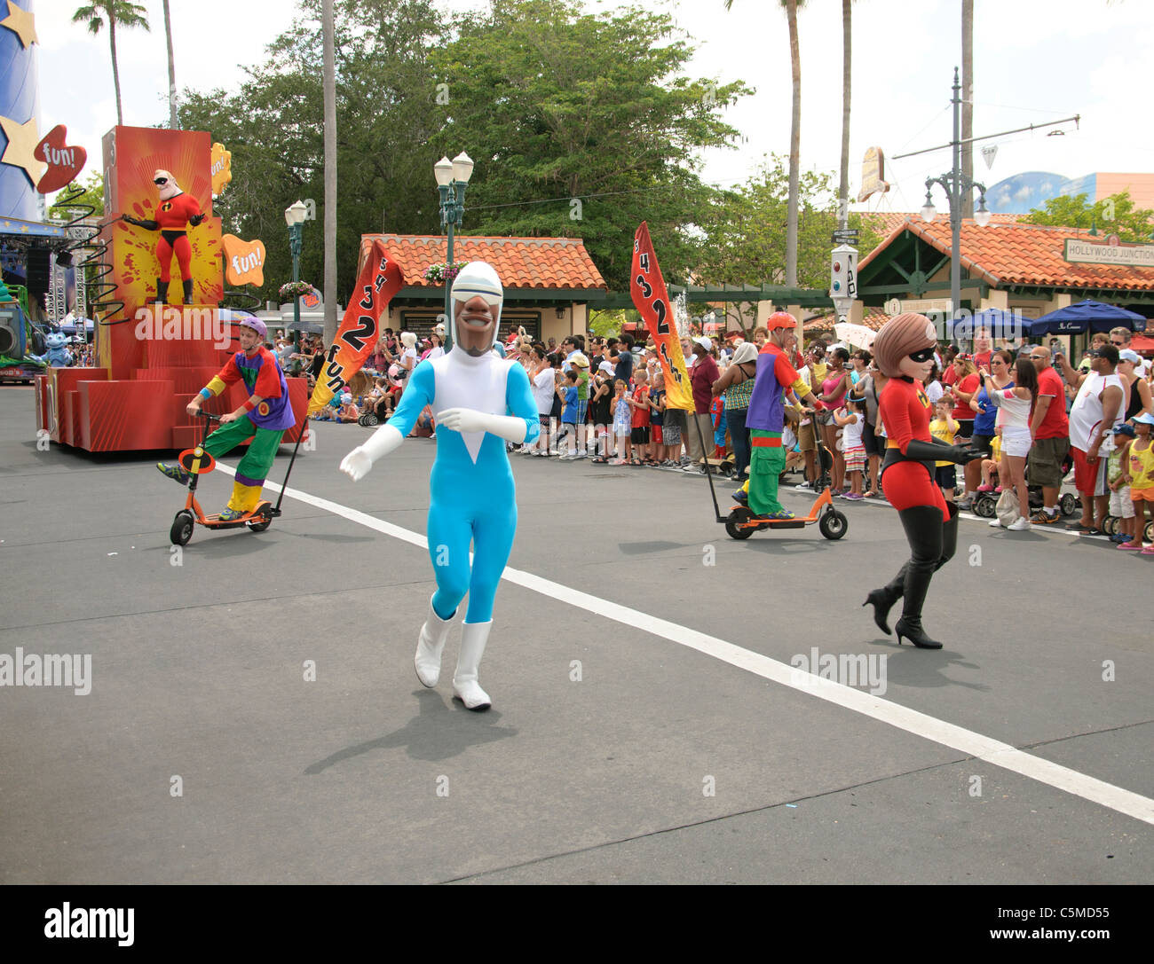 frozone elastigirl the incredibles disney pixar walt disney world ...