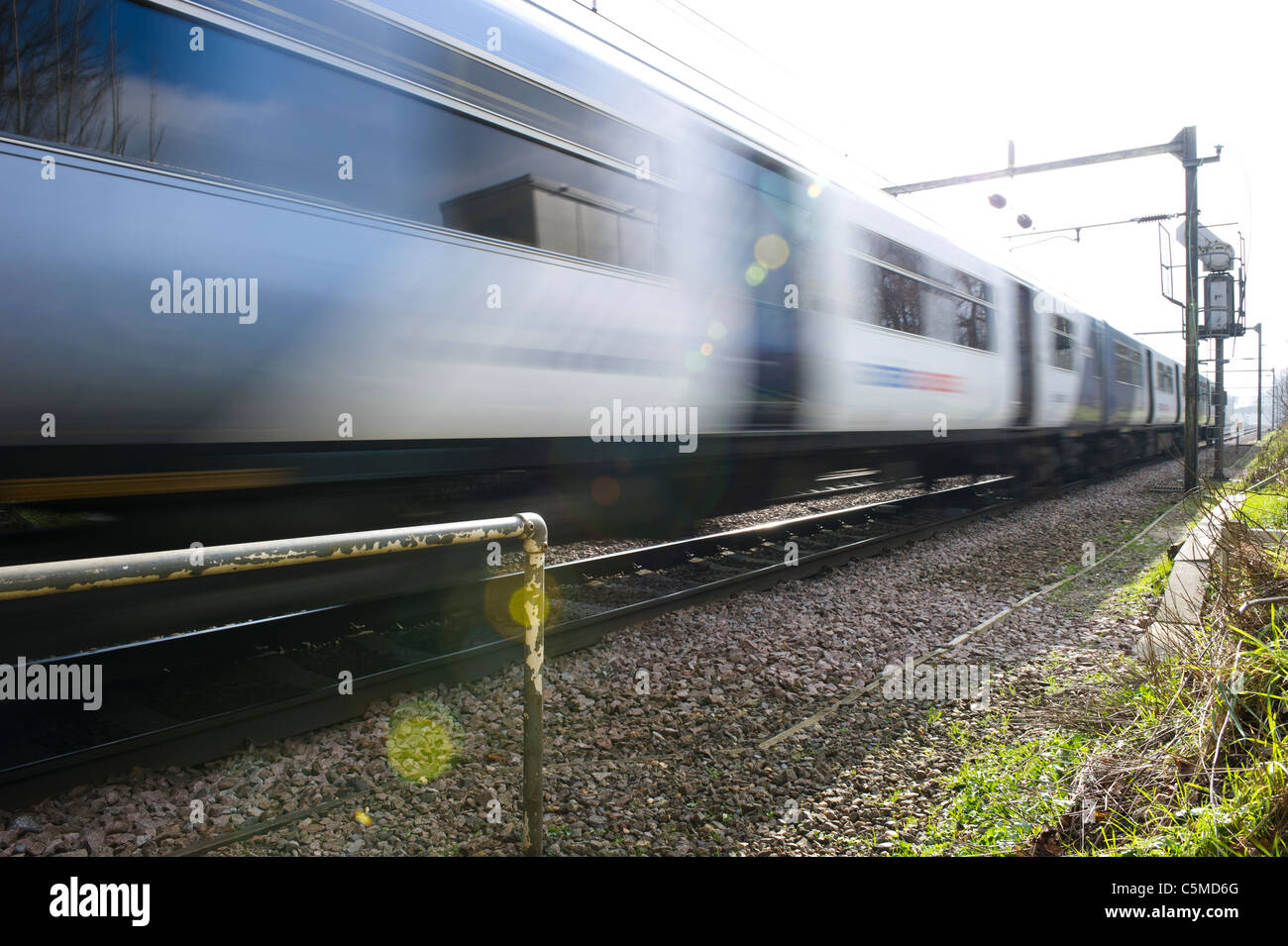 Slow shutter speed train hi-res stock photography and images - Alamy