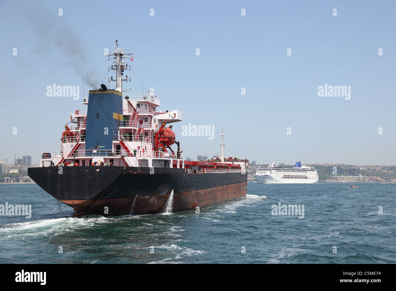 Cargo ship in istanbul hi-res stock photography and images - Alamy