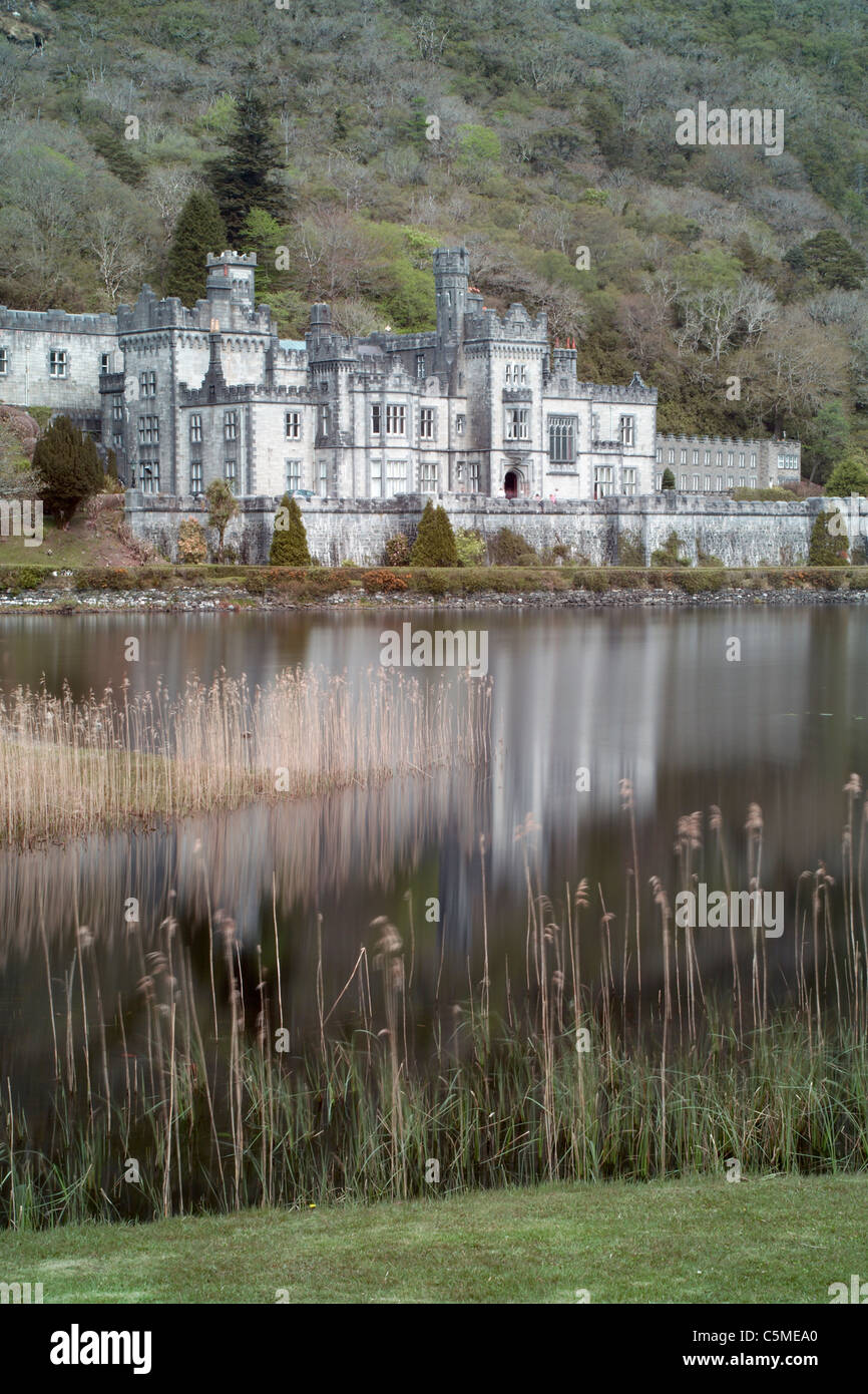 View of Kylemore Abbey and lake Stock Photo - Alamy