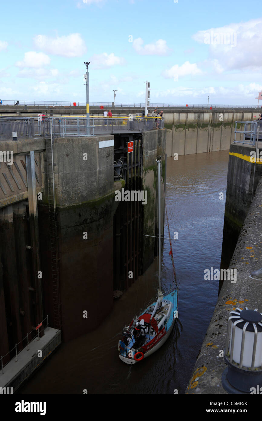 Sailboat leaving locks hi-res stock photography and images - Alamy