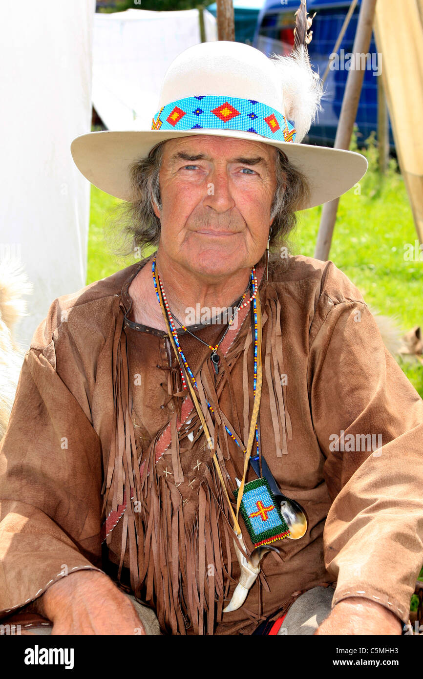 Pow wow white hi-res stock photography and images - Alamy